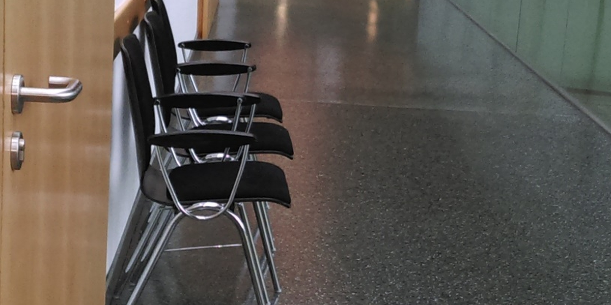 Augsburger "Raketenspion" vor Gericht - Radio Fantasy | Immer die neuen ...